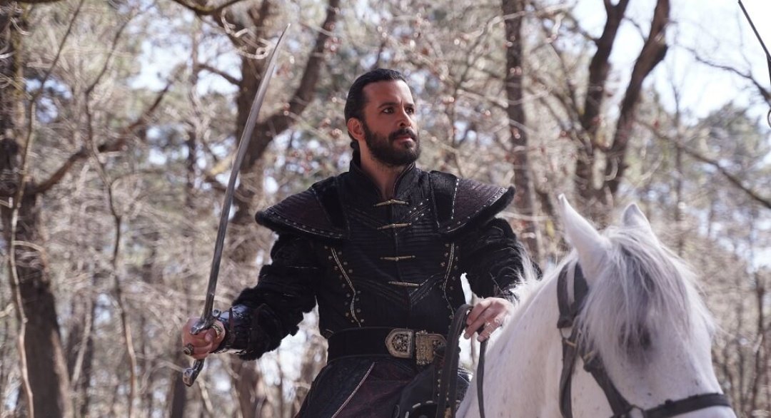 مسلسل ألب أرسلان الحلقة 54 : إصابة Alp Arslan و انفجار مدوٍ | ET بالعربي