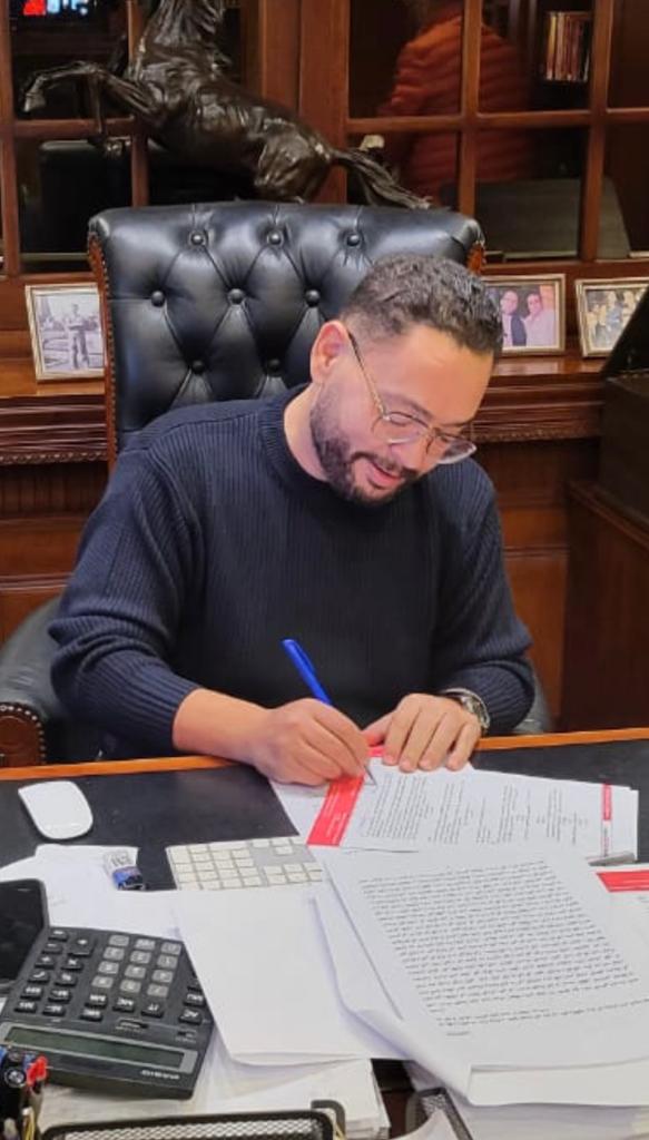 أحمد رزق ينضم لأبطال مسلسل "حضرة العمدة" مع روبي | ET بالعربي