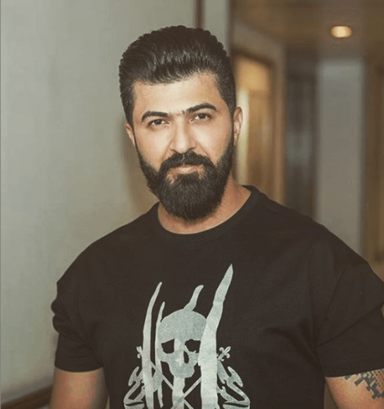 سيف نبيل يعيش حالة غرام! | ET بالعربي