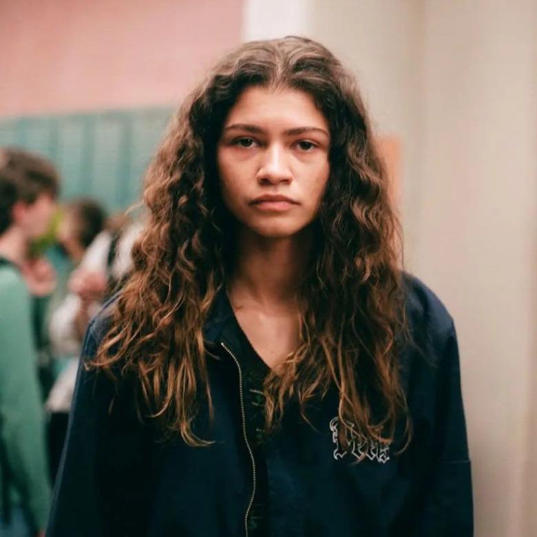 تأجيل الموسم الثالث من Euphoria والسماح لأبطاله بأعمال أخرى Et بالعربي